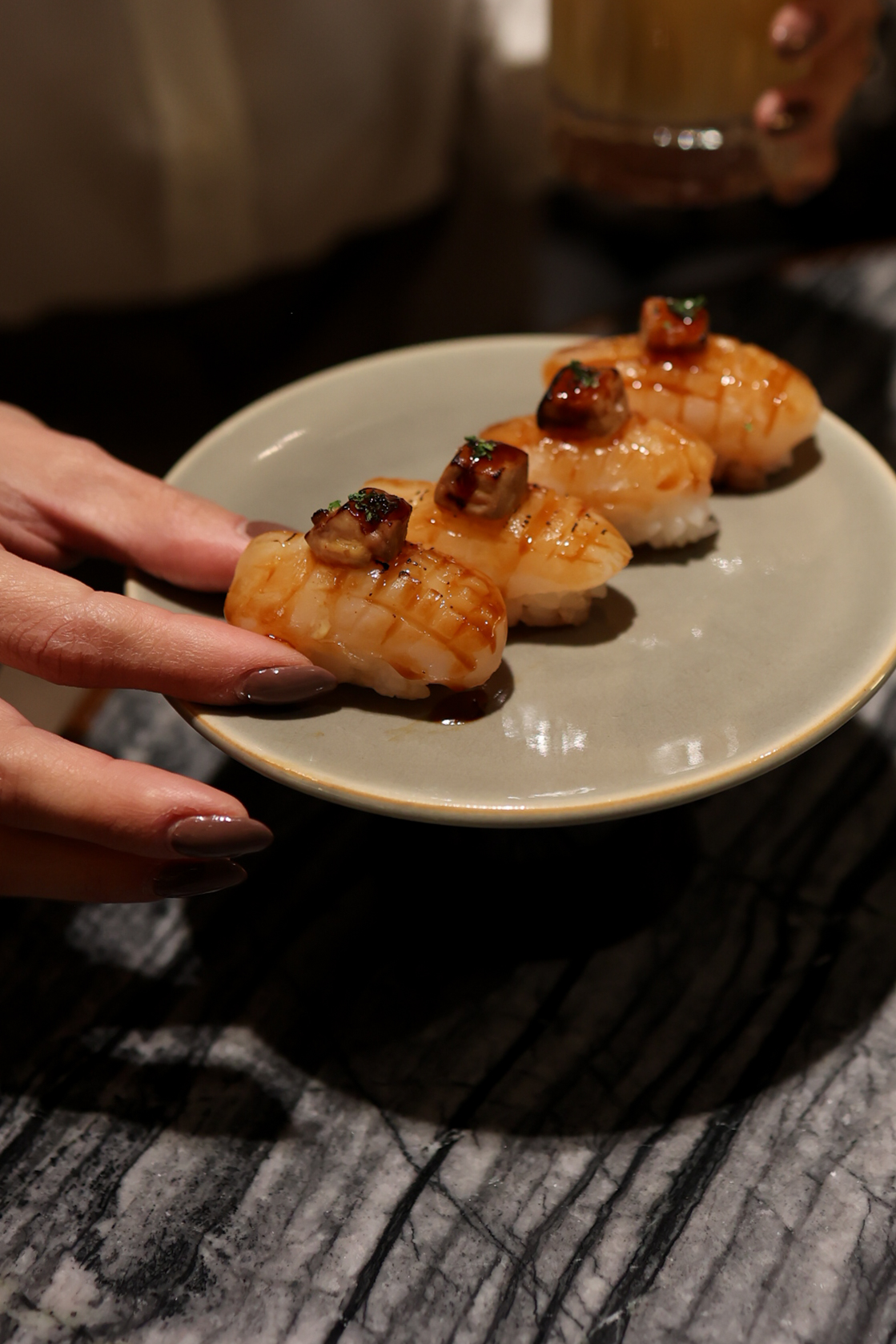 Lounge Bar NYC | Quin Bar at Peak | Late Night Cocktail Bar